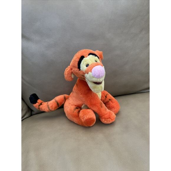 Disney | Toys | Cute Tilted Head Tigger 8 Walt Disney World Stuffed ...